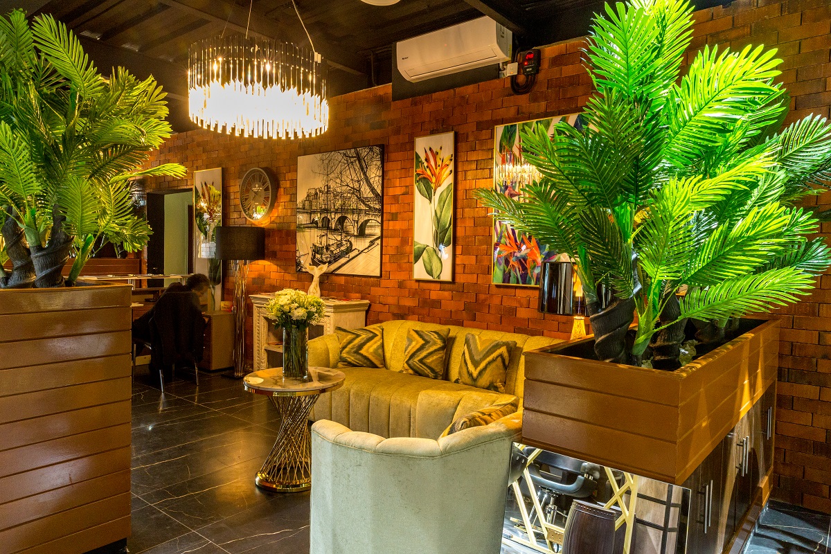 High-End Salon and Spa Bets on Luxury Wing to Gain an Edge