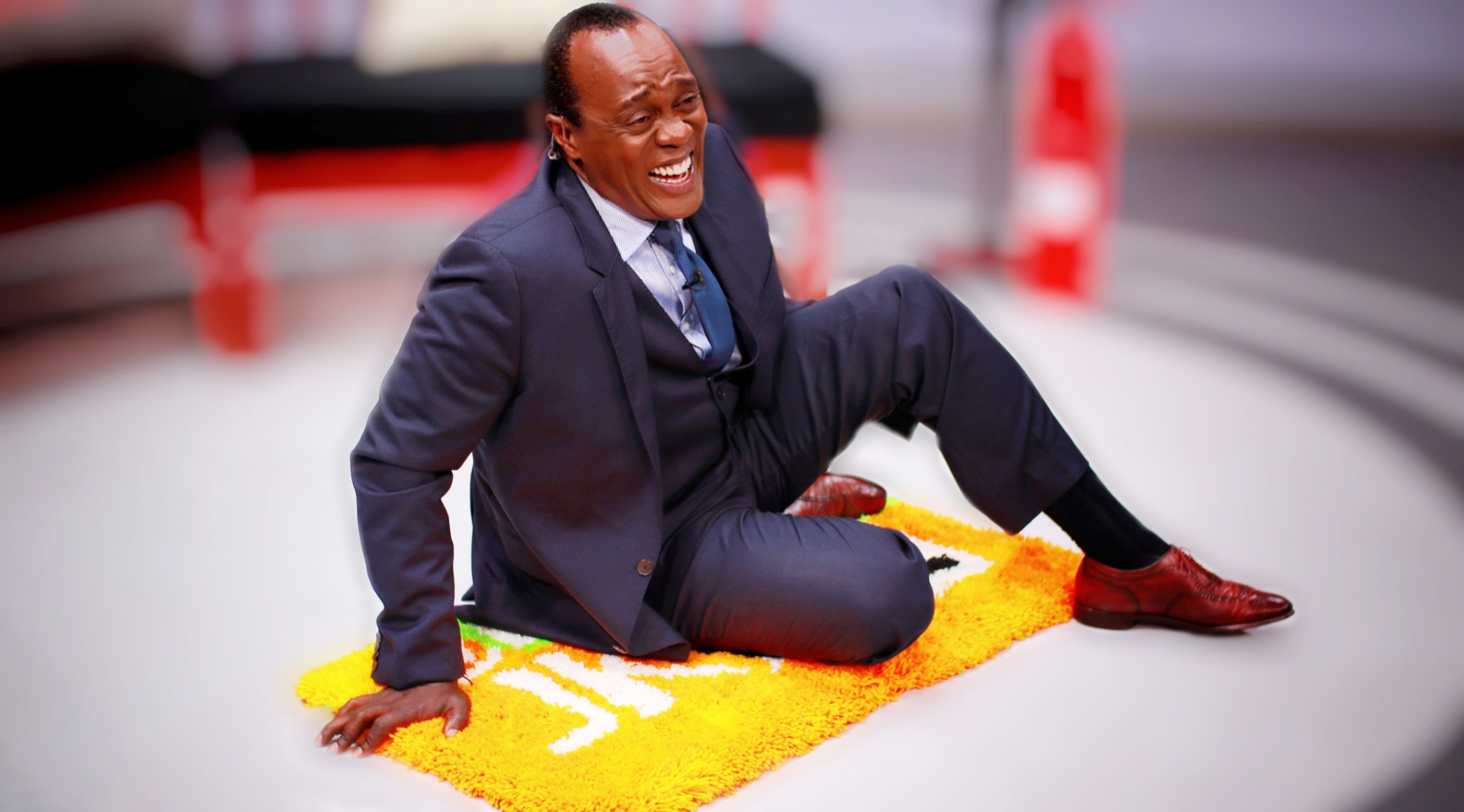 Moonlighting: A Shorter Leash For Popular Citizen TV Anchors